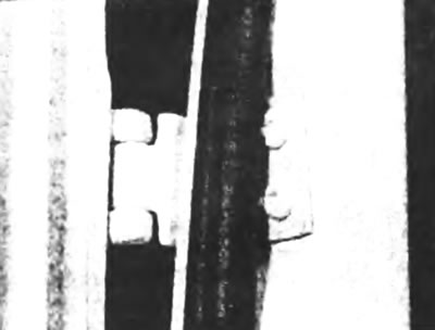 Rear doors — removal, installation and adjustment (Body / Doors, locks ...